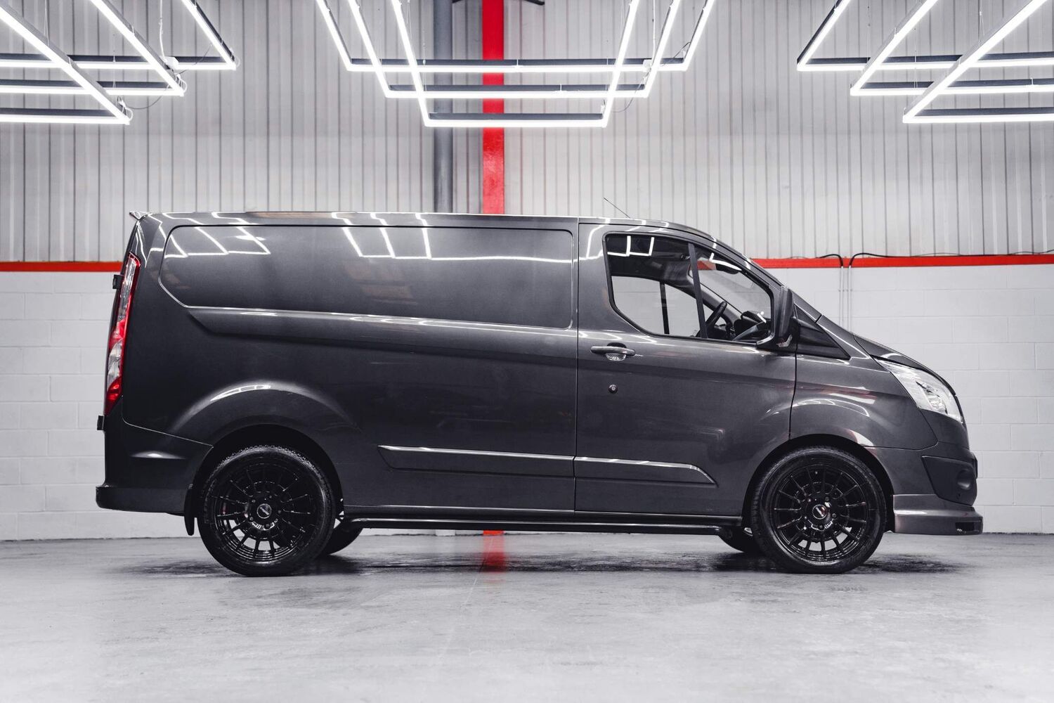SOLD - Used FORD TRANSIT CUSTOM 2017 Grey in Telford, Shropshire | UK ...